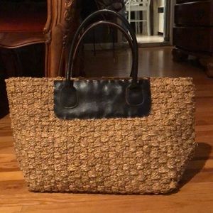 Flora Bella | Bags | Flora Bella Raffia Tote | Poshmark